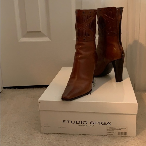 Via Spiga | Shoes | Via Spiga Visso Boots Sz 55 | Poshmark